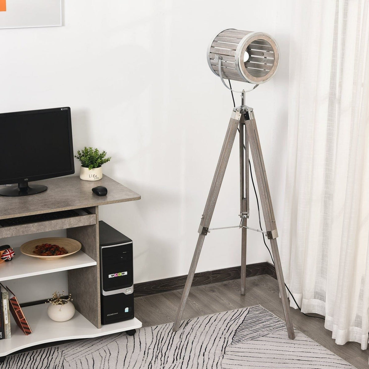 Freestanding Spotlight Tripod Floor Lamp - Natural Pine Wood | Green4Life